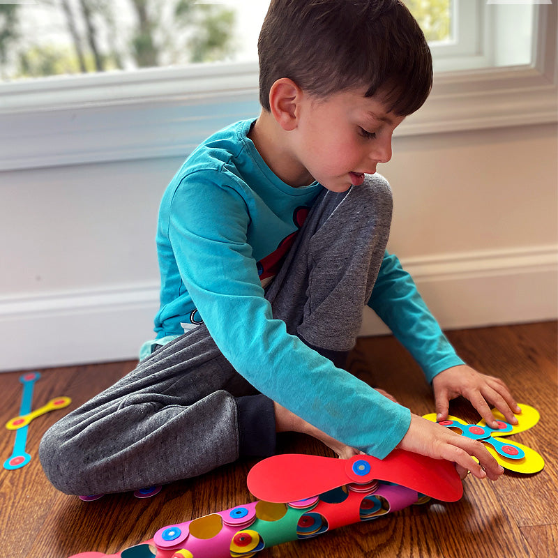 Why Playing Alone Can Be Great for Kids