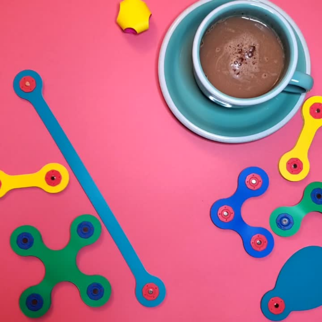 5 Ways to integrate play into your (hectic) daily routine